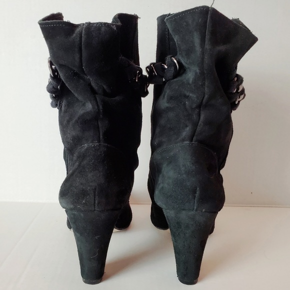 Cosmopolitan | Shoes | Cosmopolitan Suede Heel Boots Booties Sz 85 ...
